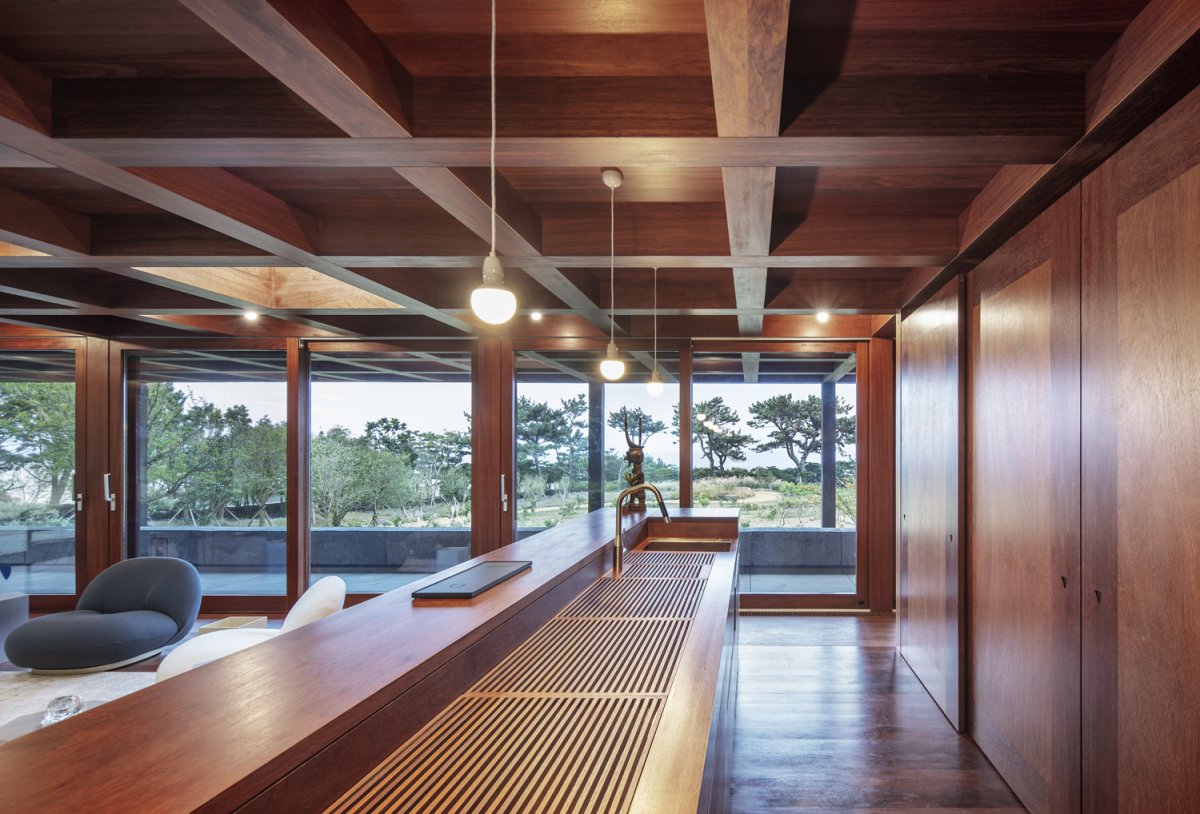 YinjiSpace - Alvaro Siza and Carlos Castanheira x Jeju Island Tea House